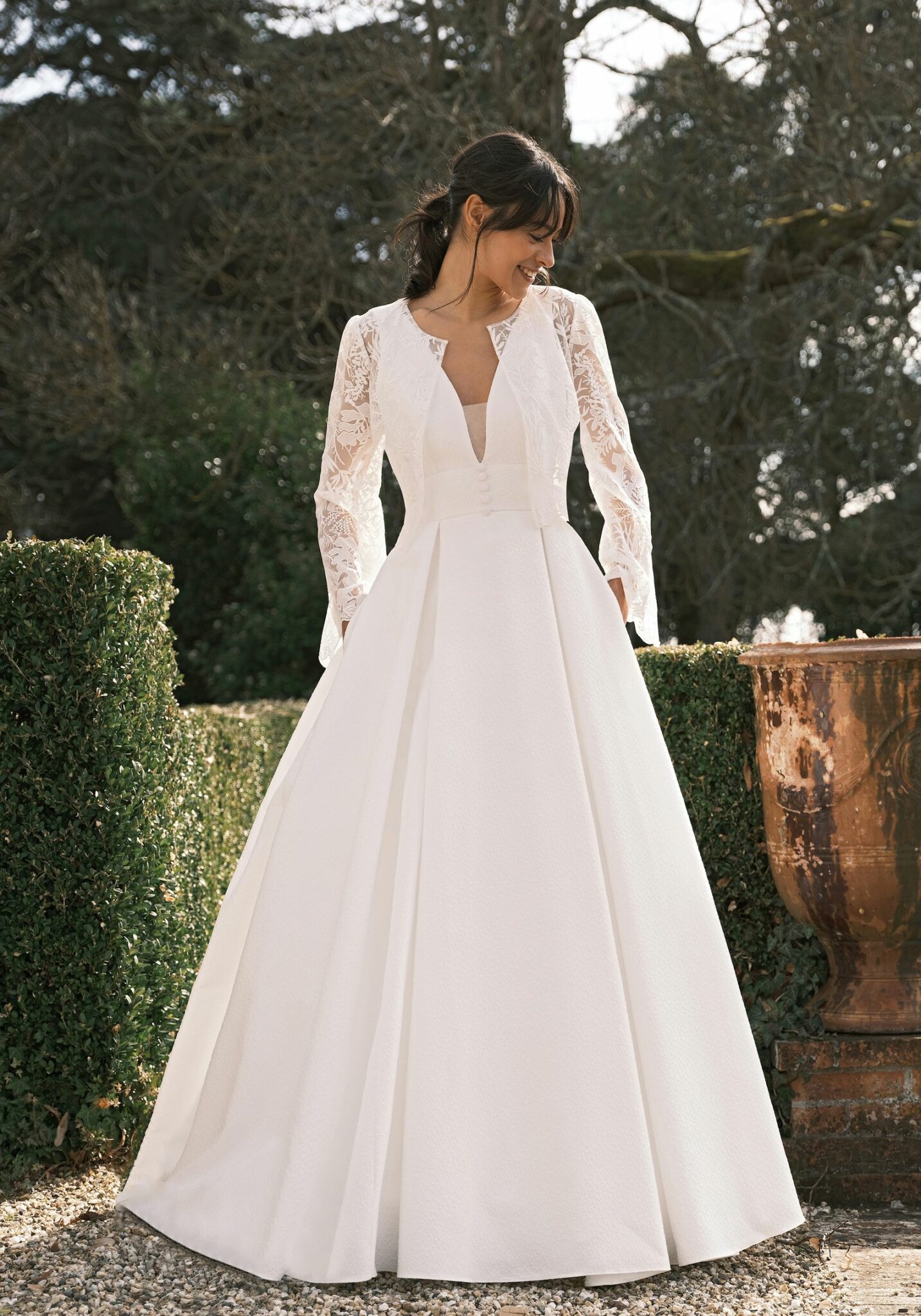 Créations Bochet : Collection 2023 - Robes de mariée - Albe Editions ...