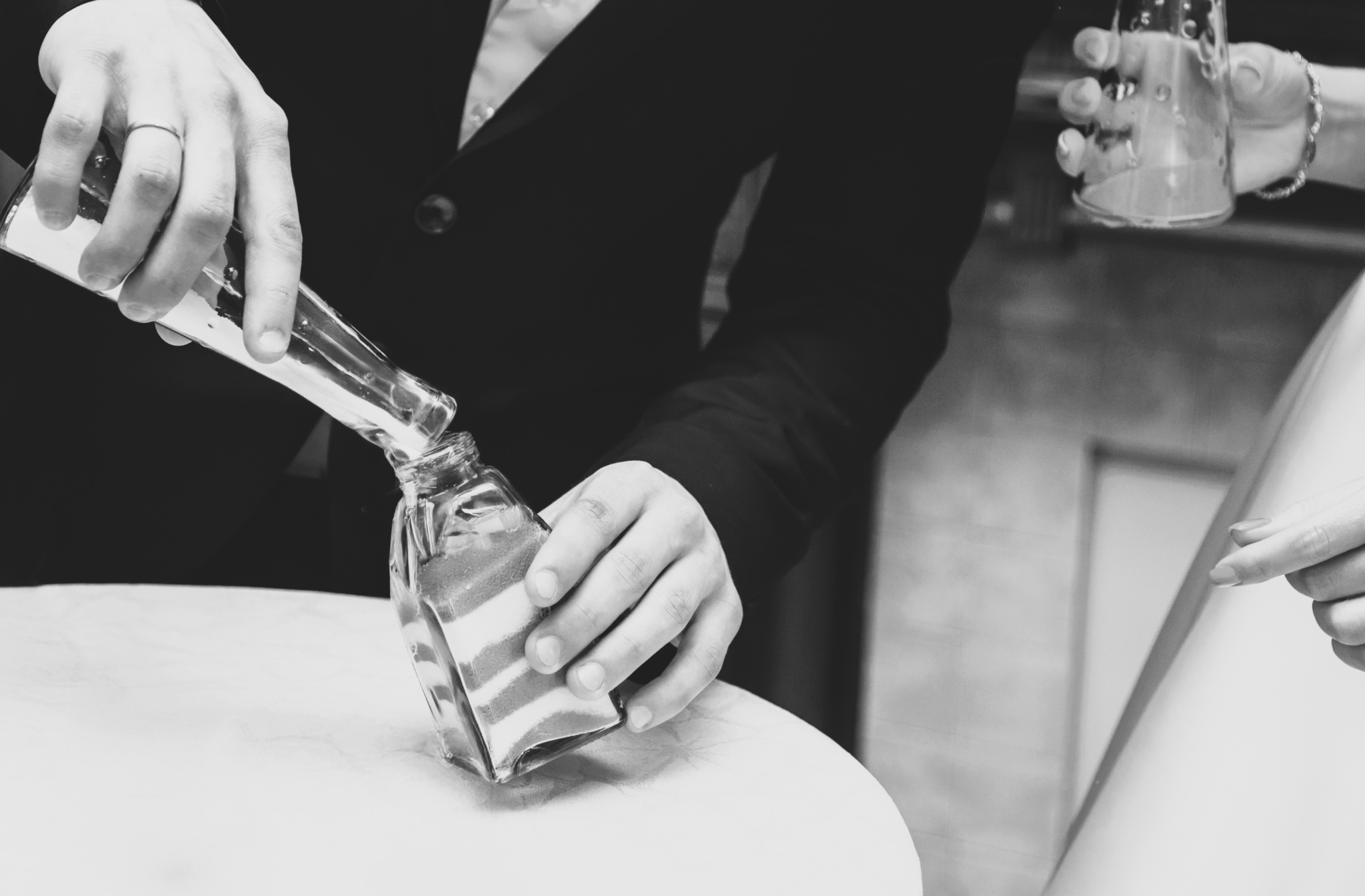 Comment préparer le rituel du sable pour un mariage ? - ALBE Editions